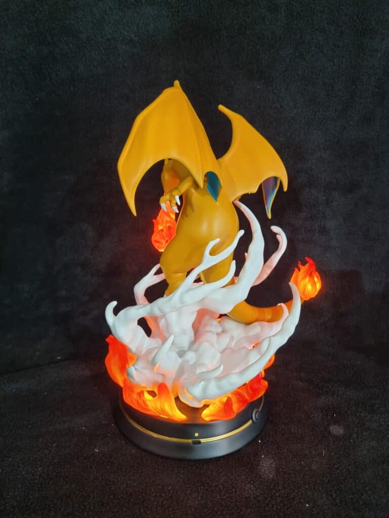 First 4 Figures - Charizard Shiny Custom Repaint (Pokémon)