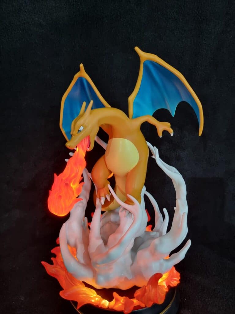 First 4 Figures - Charizard Shiny Custom Repaint (Pokémon)